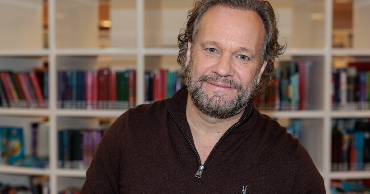 Déze Zanger Is De Opvolger Van Carlo Boszhard In Oh Wat Een Jaar