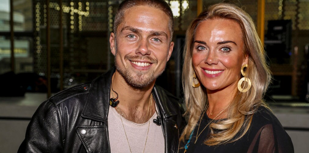 André Hazes junior vermaakt zich opperbest op zonovergoten vakantie