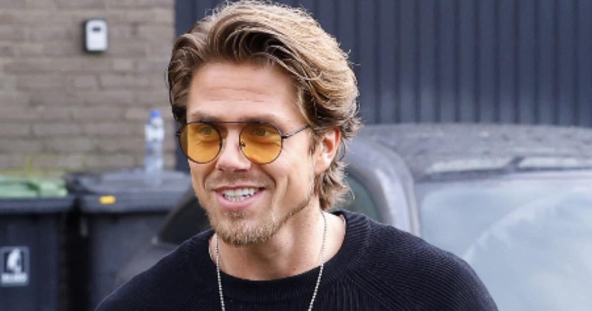 Wow! André Hazes bijna onherkenbaar op nieuwe foto bij Holland Zingt Hazes