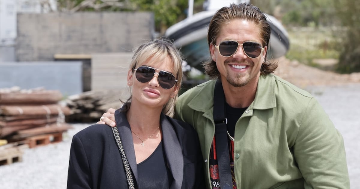 André Hazes deelt romantische selfie met nieuwe liefde Sarah