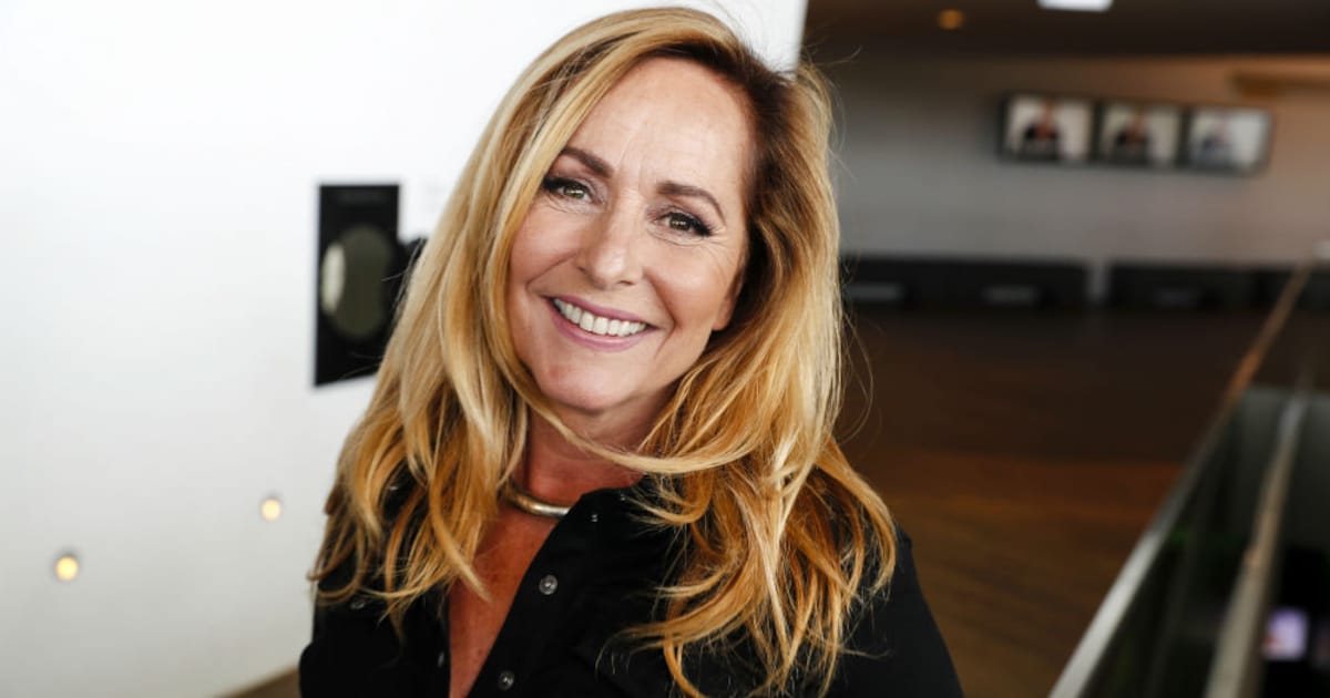 Angela Groothuizen ónherkenbaar met nieuwe look