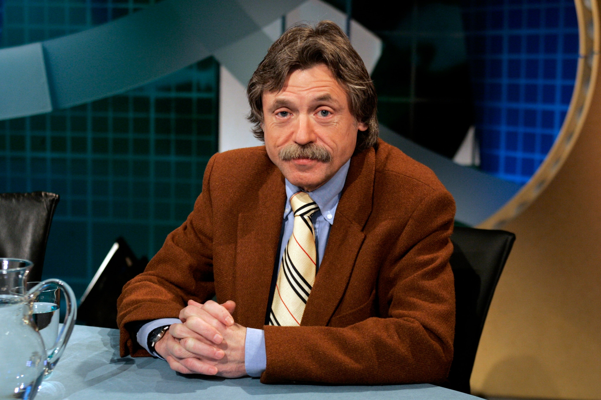 Zó zag Johan Derksen er vroeger uit