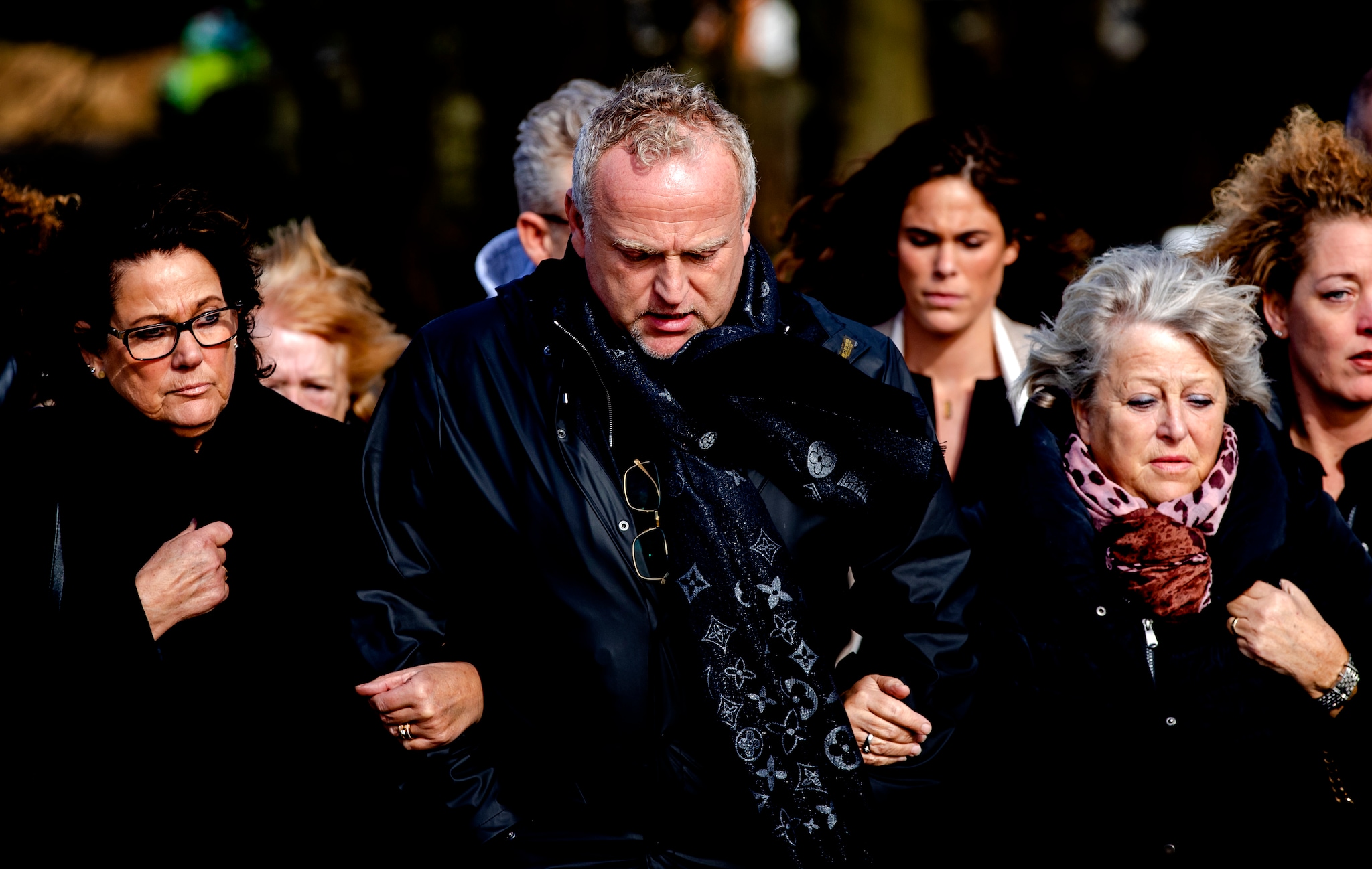 Gordon neemt afscheid van zus Lydia (61): 'Ik heb haar 1,5 jaar geleden ...