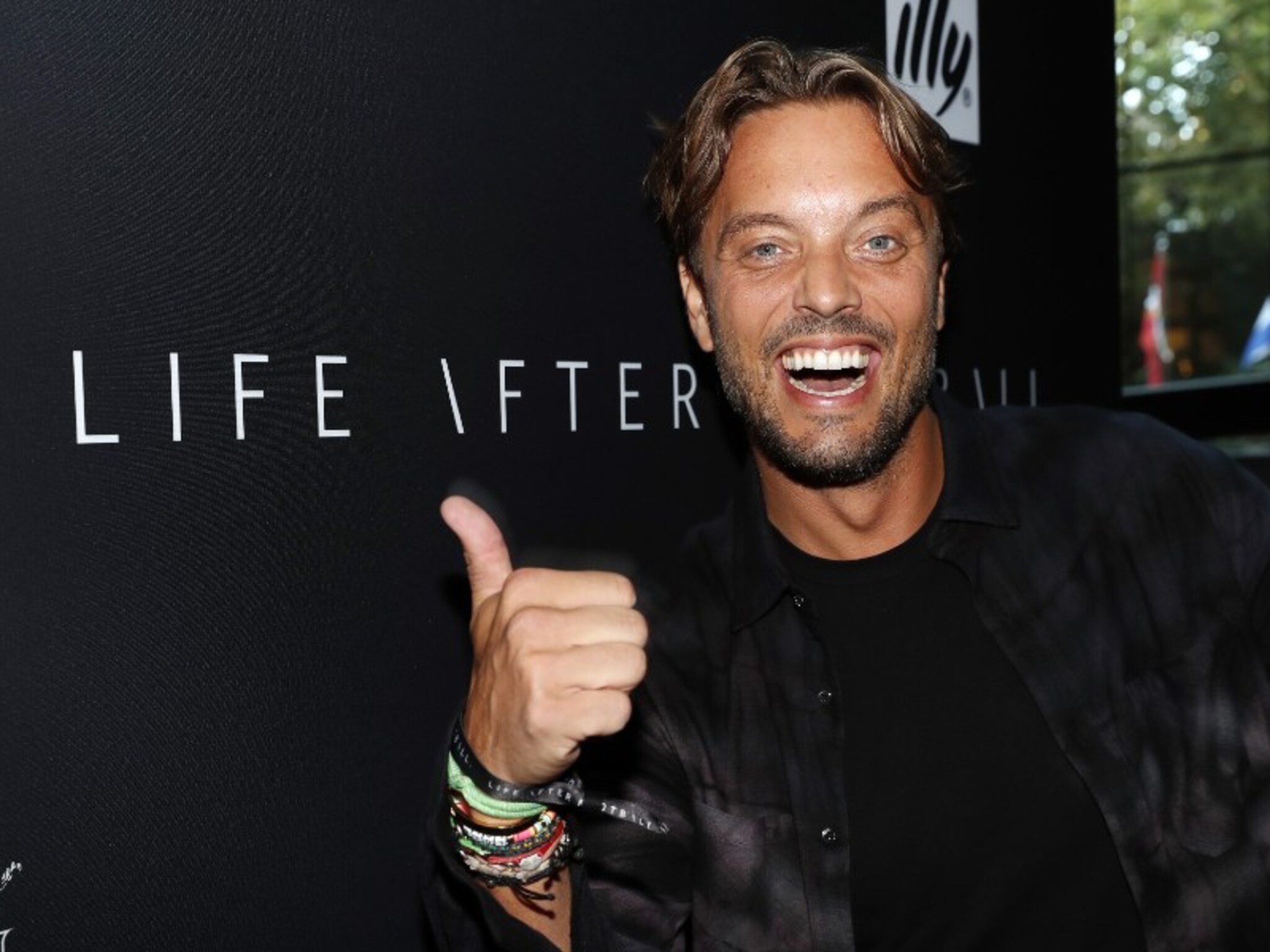 Geluk in de lucht: gezinsuitbreiding voor Nicolette van Dam en Bas Smit