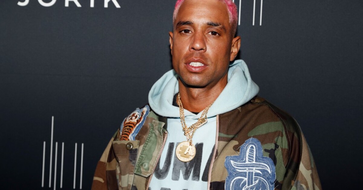 Om deze reden ligt rapper Bizzey in het ziekenhuis