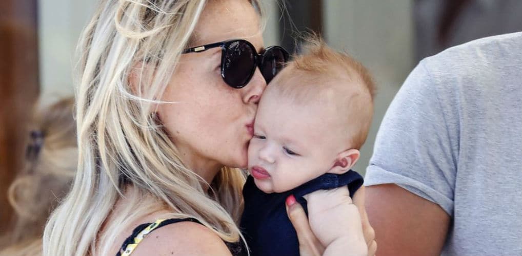 Chantal Janzen deelt eerlijk verhaal over vakantie met zoontje Bobby