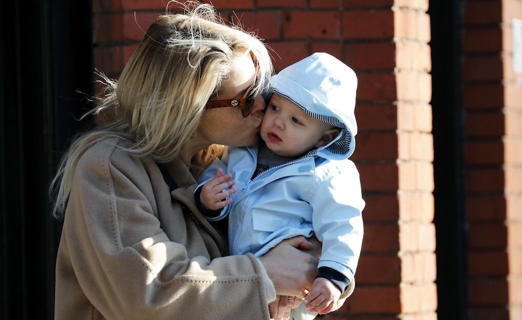 Chantal Janzen deelt goede start met zoontje Bobby