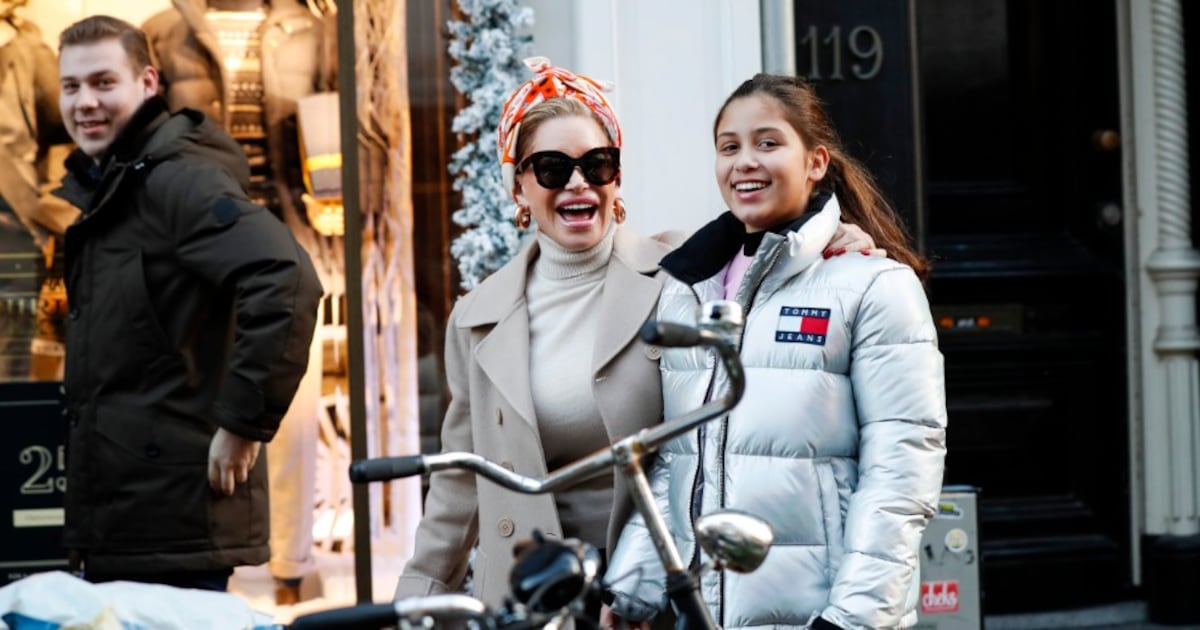 Edwin Smulders: ‘Een stralende Connie Witteman geniet van het shoppen ...