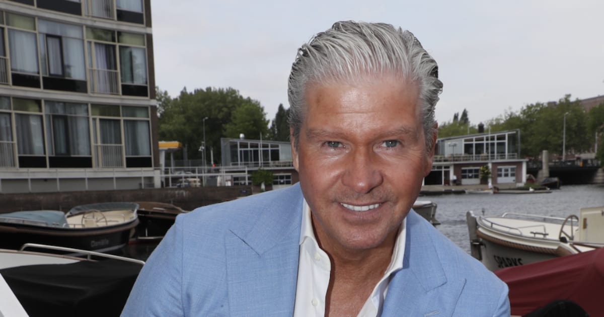 Dries Roelvink zegt 'wegens drukte' clubtour af