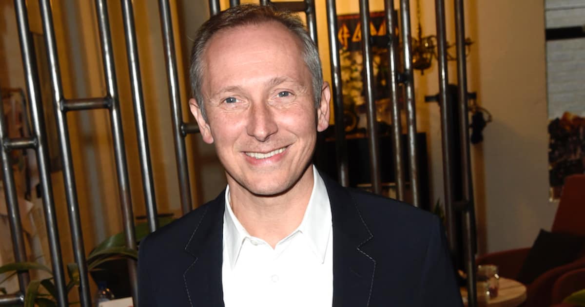 Tien jaar na afscheid van zijn toupet: 'Helmut Lotti’s metamorfose ...