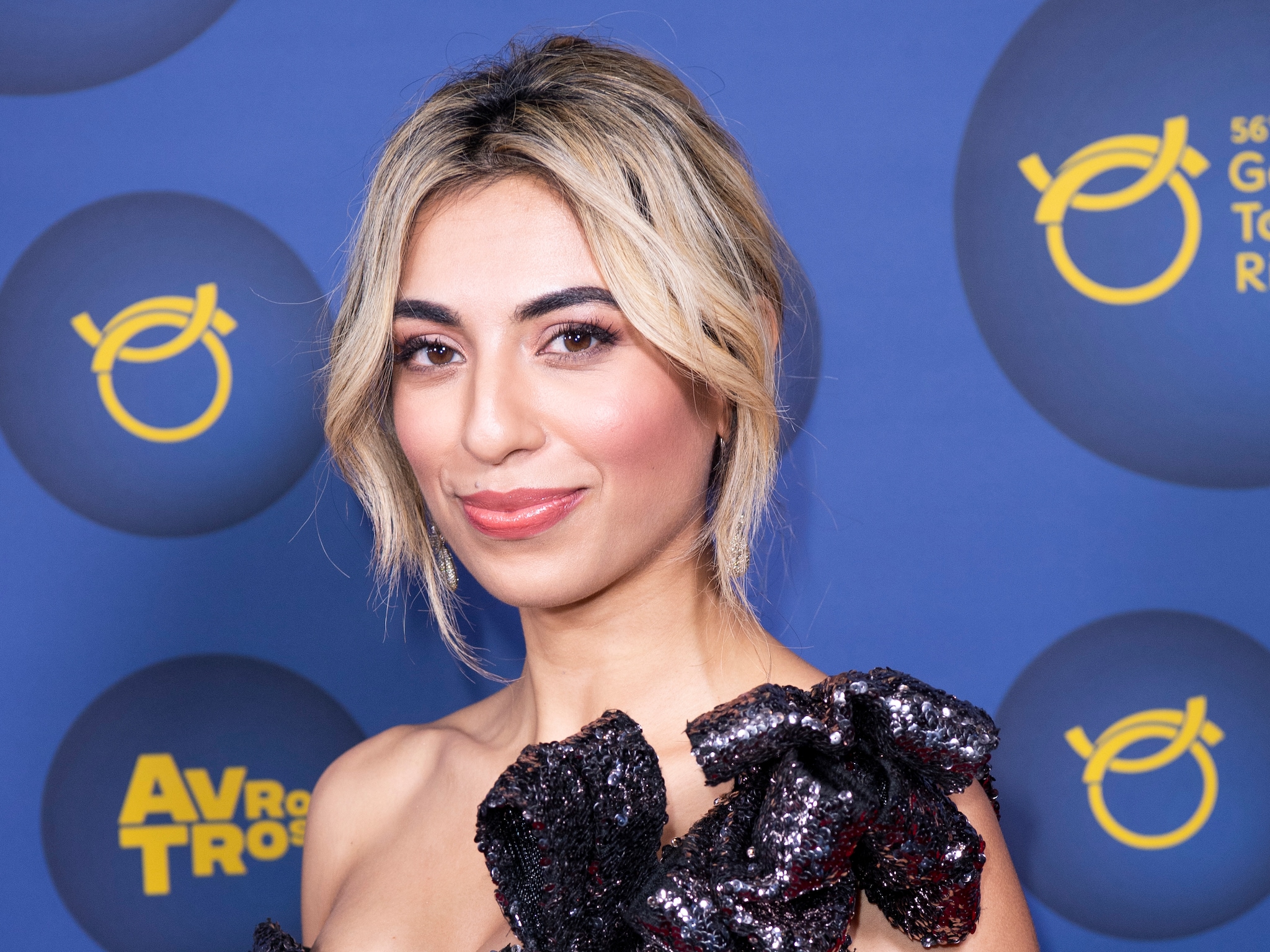 EenVandaag-presentatrice Hila Noorzai getrouwd met partner Wouter