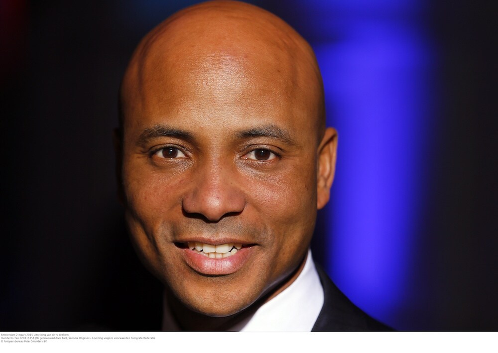 Humberto Tan huilt tranen met tuiten in RTL Late Night-uitzending