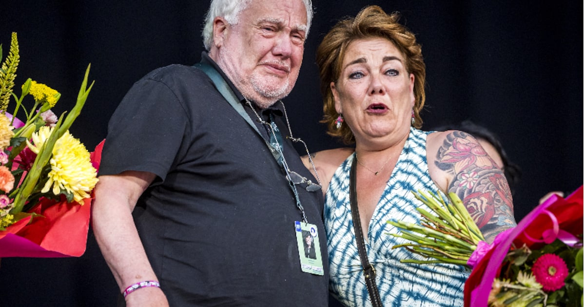 Pinkpopbaas Jan Smeets in tranen bij emotioneel afscheid