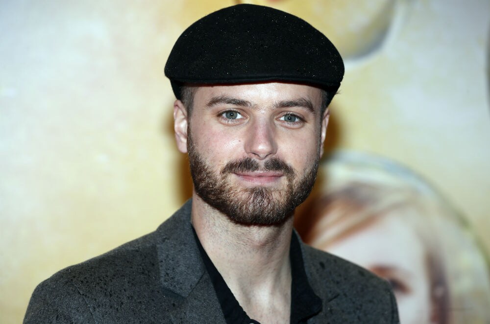 Geen grap: Jim Bakkum lijkt als twee druppels water op Elise Schaap