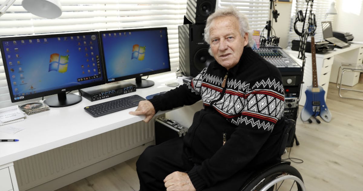 Meer dan 1200 mensen nemen afscheid van Koos