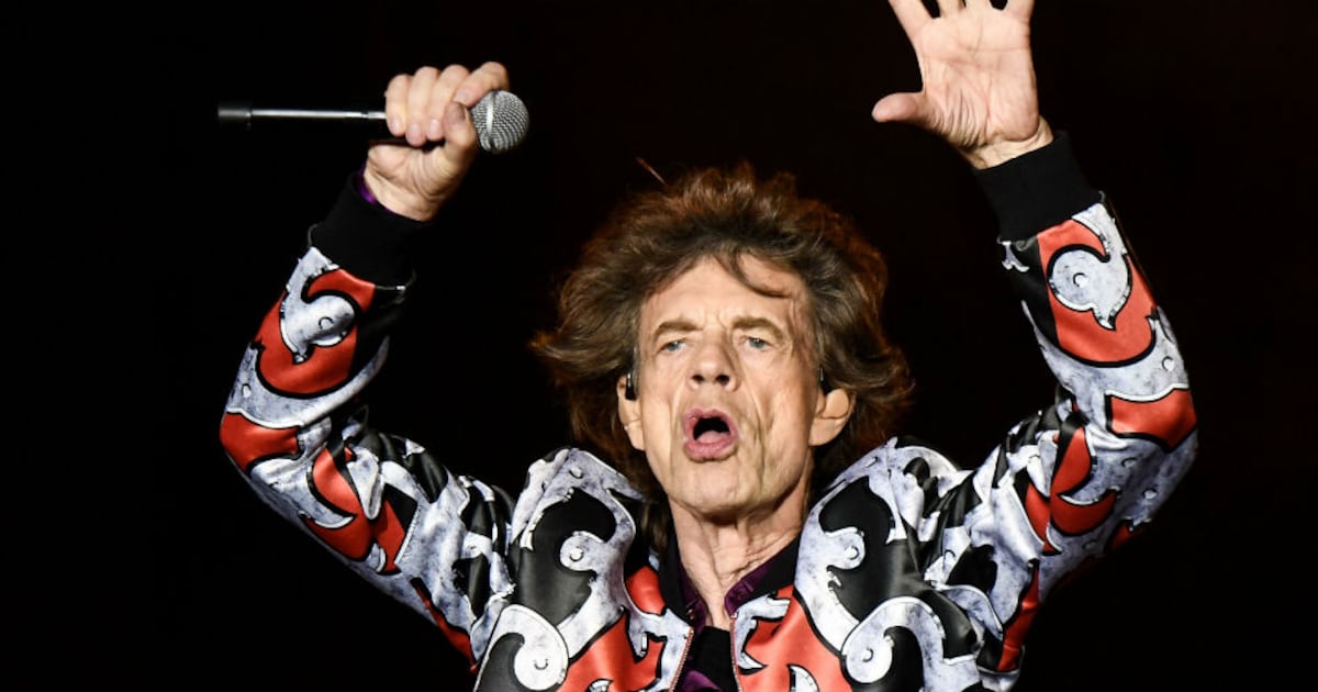 Mick Jagger plaatst foto op Twitter na operatie