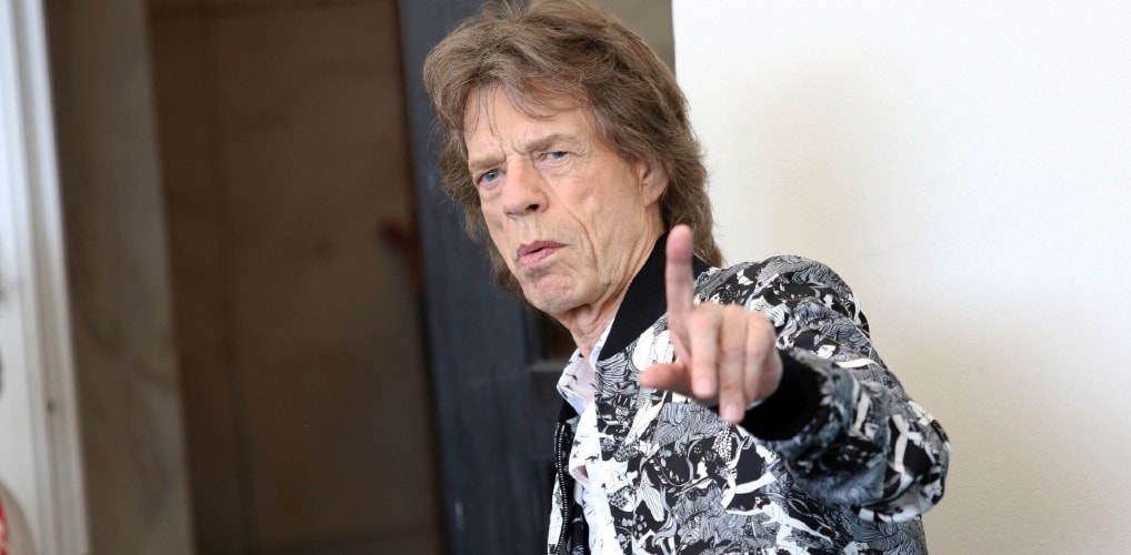 Niet alleen papa is a rolling stone: Mick Jaggers look a like zoon ...