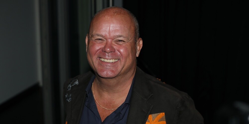Goed nieuws voor presentator: blaas Paul de Leeuw vijf jaar schoon