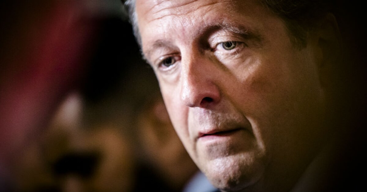 Ex van Pechtold: niet blij met publiciteit