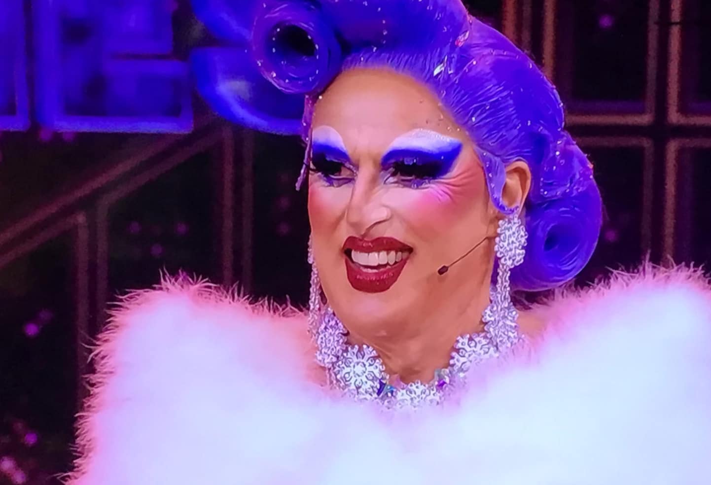 Peter R. de Vries verbaast met optreden als drag queen: 'Die zag ik ...