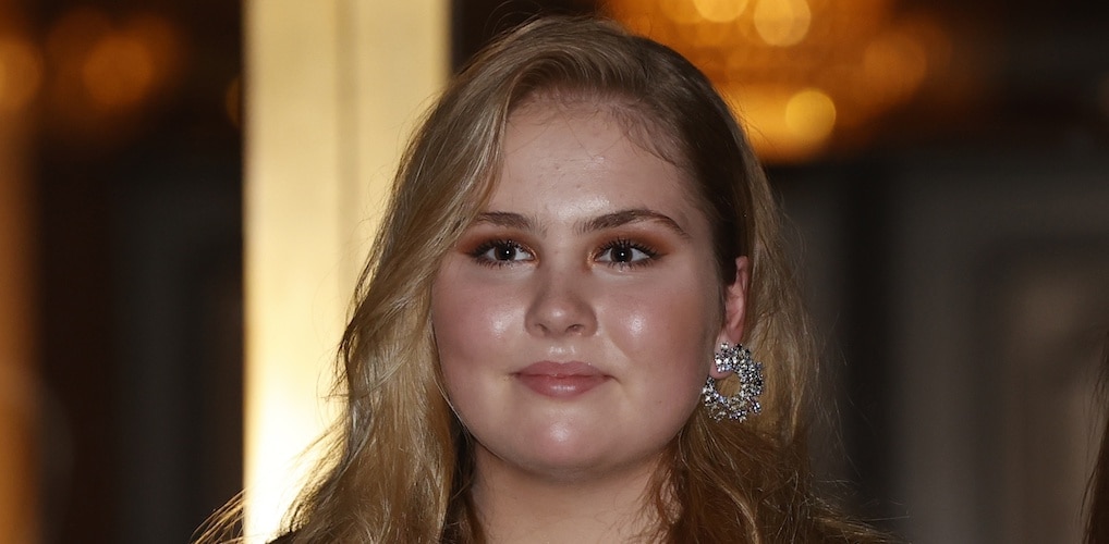 Knijpen haar privébeveiligers op Mallorca een oogje toe? Deze lang leve ...