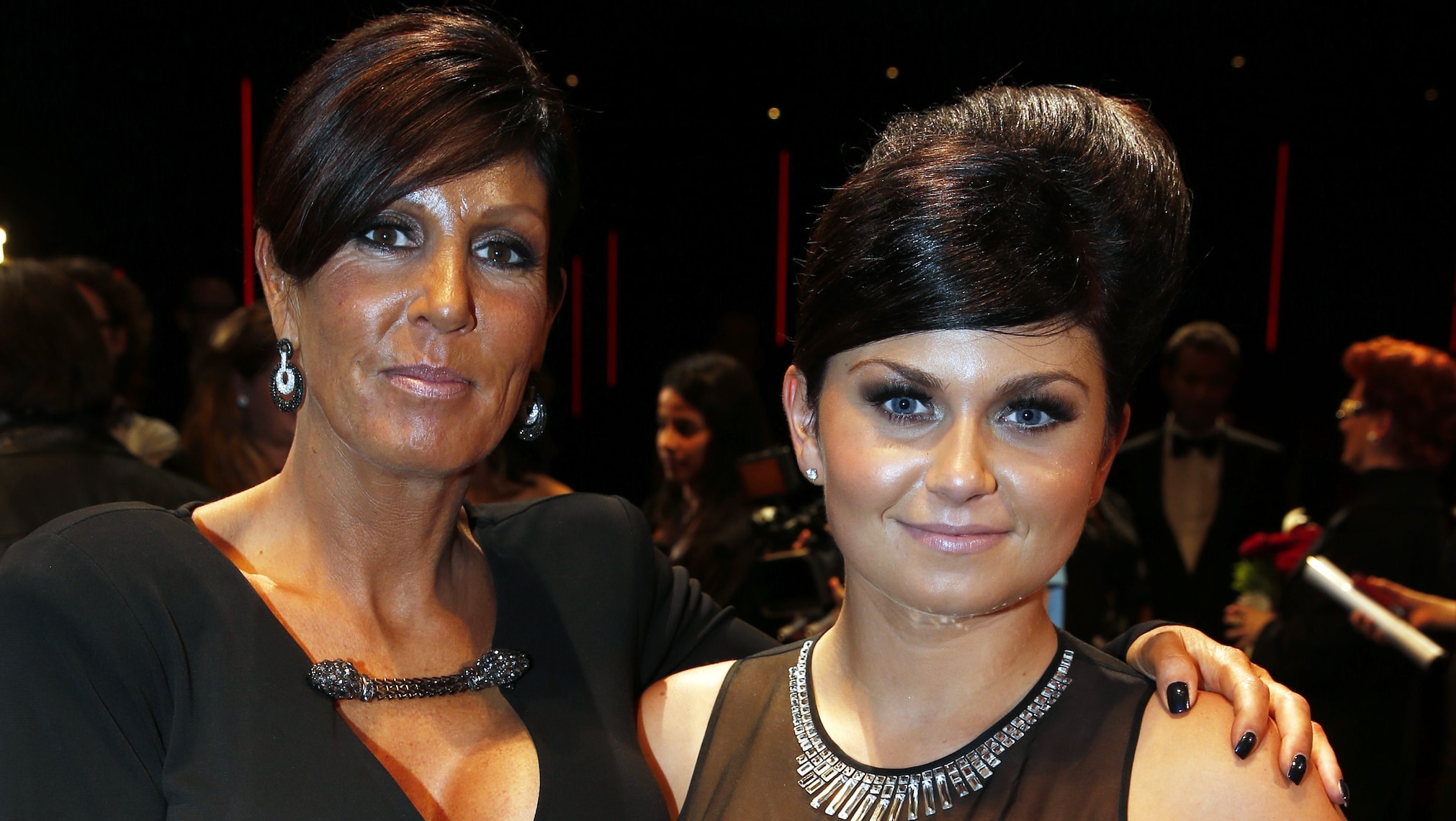 Pijnlijk: Rachel Hazes lijkt ruzie met dochter Roxeanne te bevestigen