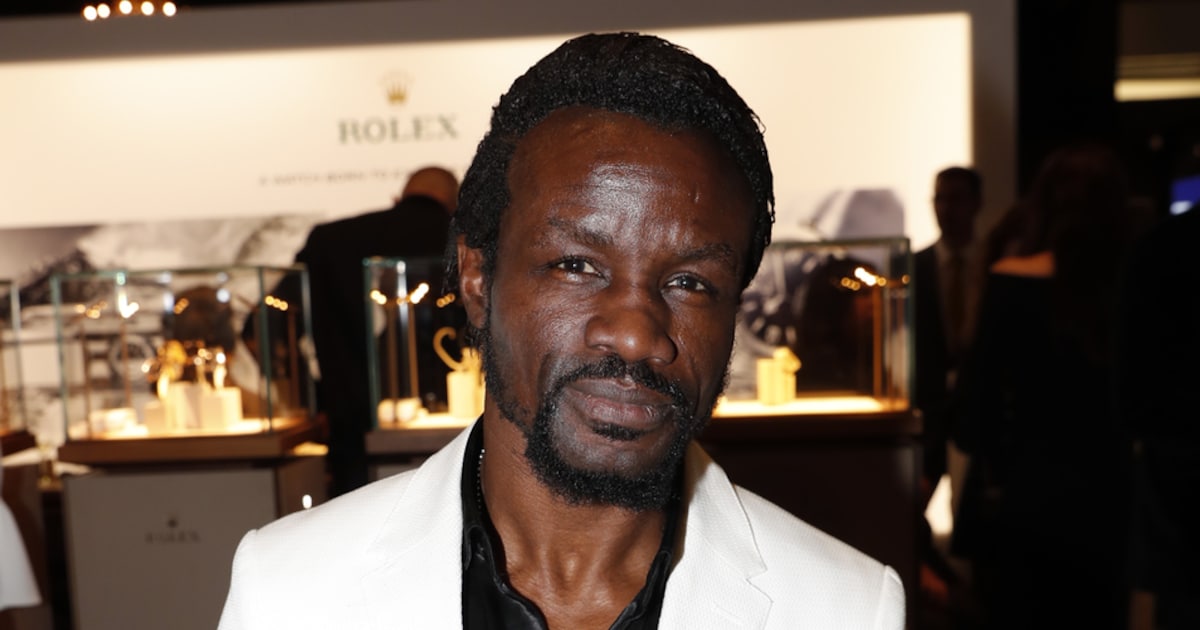 Vaderrol Regilio Tuur is nu anders: ‘Mijn dochters vertellen mij nu wat ...