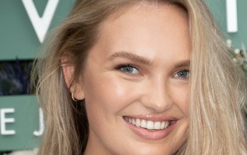 Dochtertje Romee Strijd met spoed opgenomen in ziekenhuis: 'Ik ben in ...