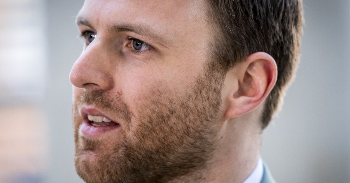 Royce de Vries baalt van vertraging rechtszaak Peter R.