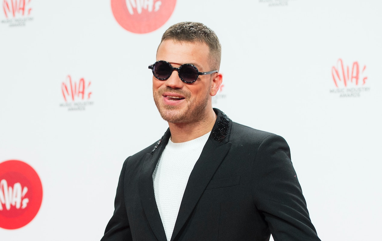 Gers Pardoel loopt brandwonden op door vuurwerk bij eigen concert