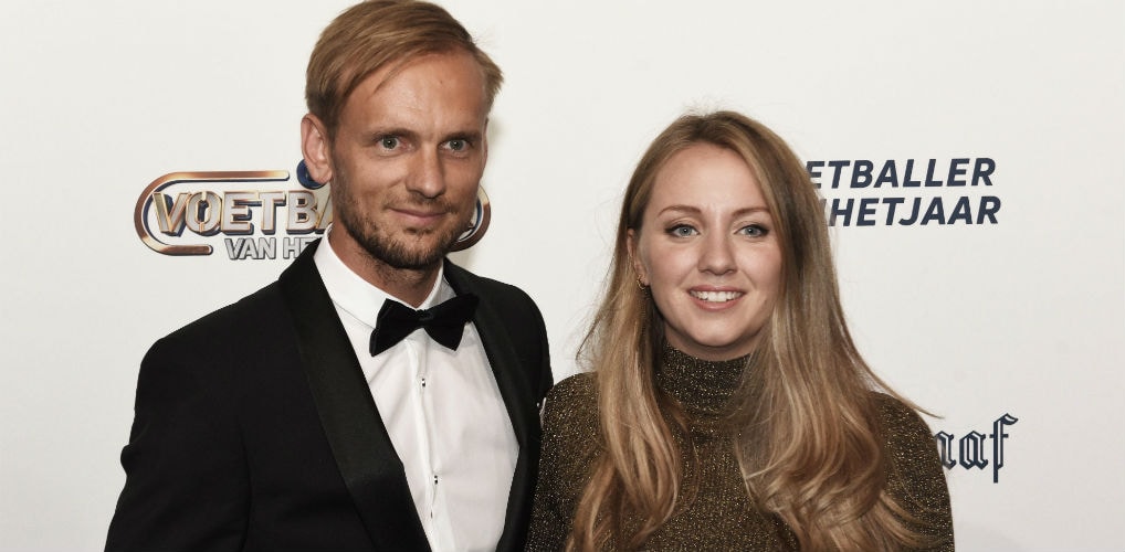 Ajax-speler Siem de Jong gaat trouwen met Fieke Knuppe