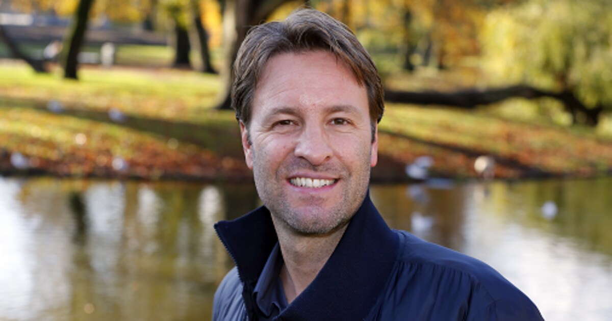 Viktor Brand gaat in nieuw programma op zoek naar boswachters