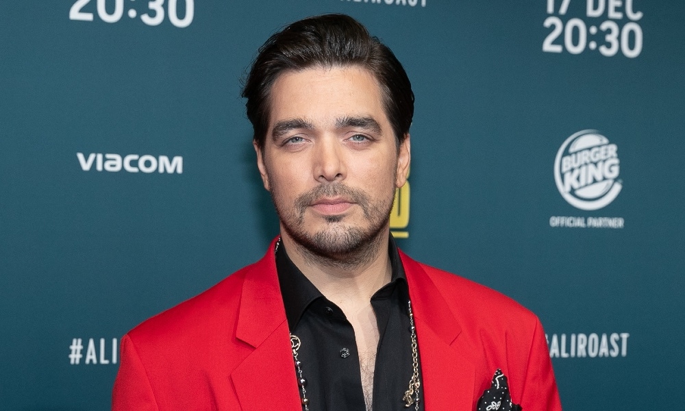 Waylon steelt de show met 'fenomenale' rockversie van Hazes-nummer