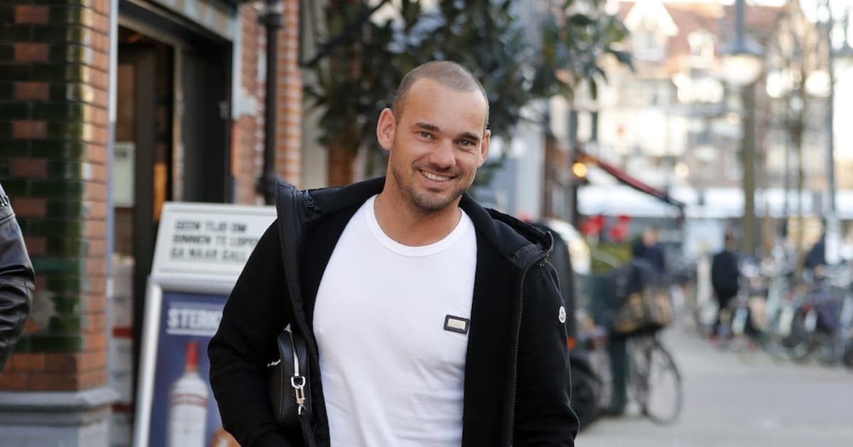 Sylvia Sneijder doet boekje open over zoon Wesley