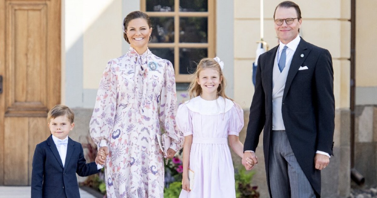 Nieuwe foto van jarige prinses Estelle