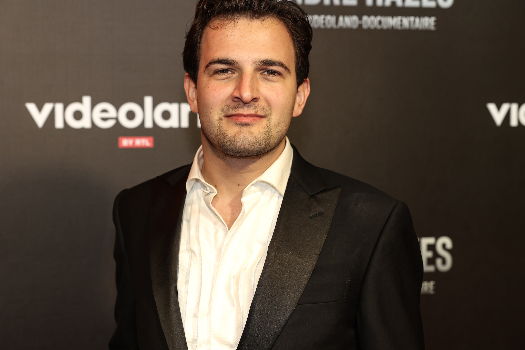 Rob Goossens verklapt wat BN'ers betaald krijgen voor te gast zijn in ...