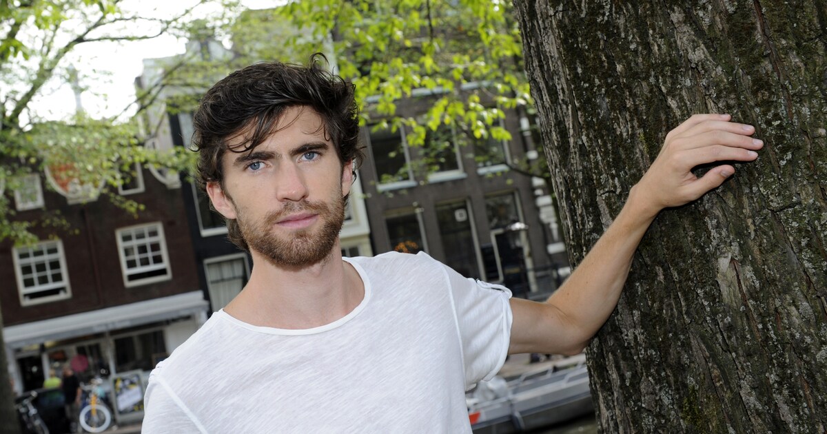 Benja Bruining krijgt hersenschudding na val van podium