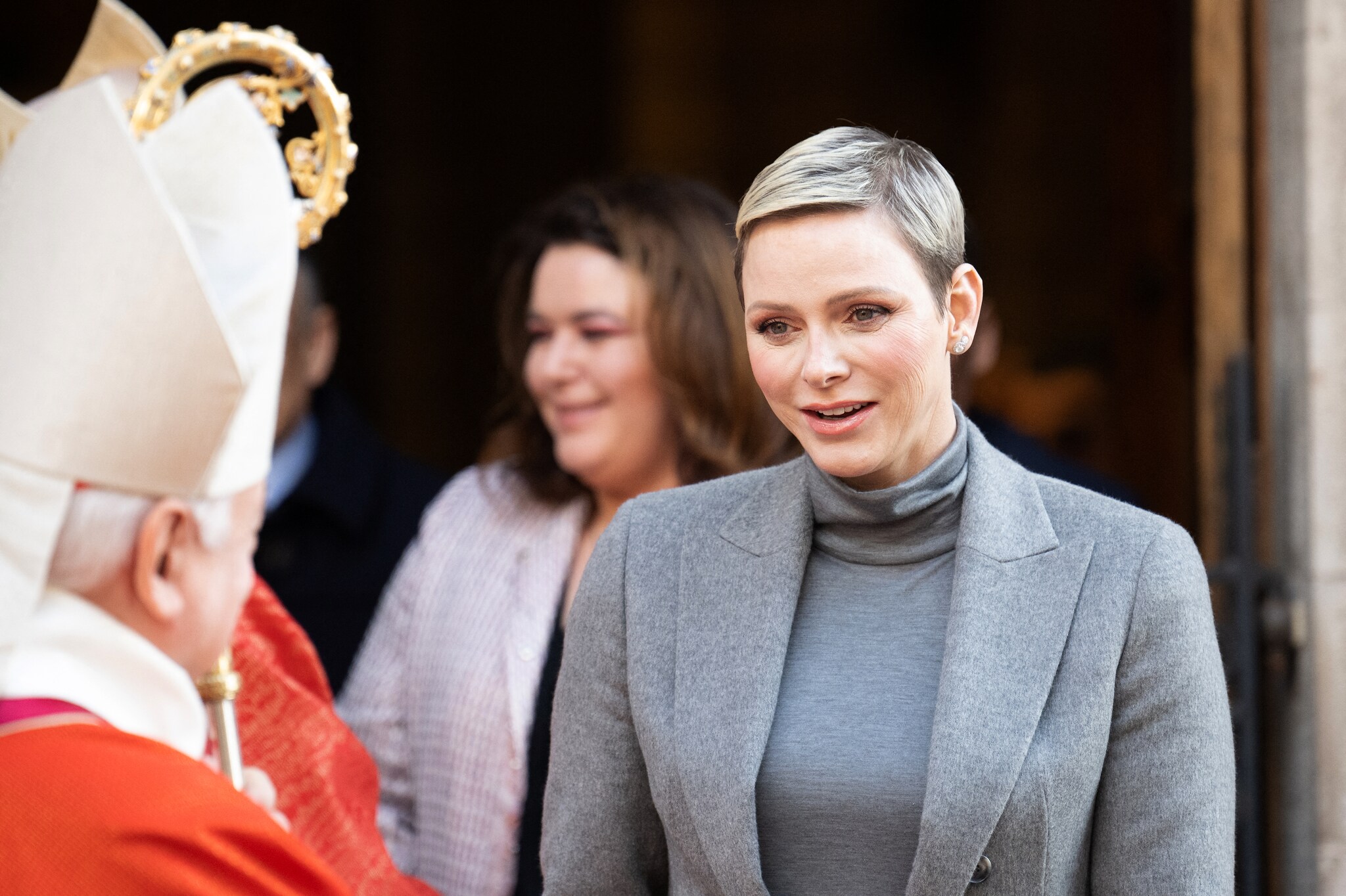 Weer ingestorte prinses Charlène zoekt genezing in haar geloof