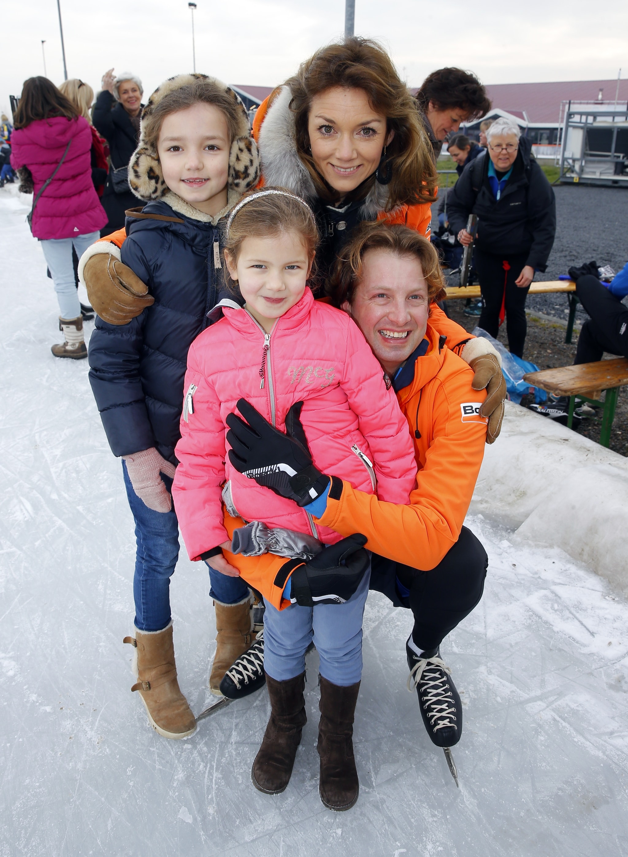 Van toen tot nu: zo zien de kinderen van prins Floris en prinses Aimée ...
