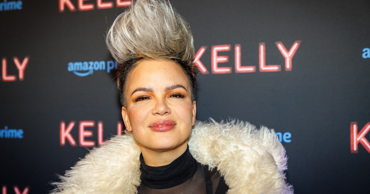 Eva Simons ruilt hanekam in en verrast volgers met heel ander kapsel