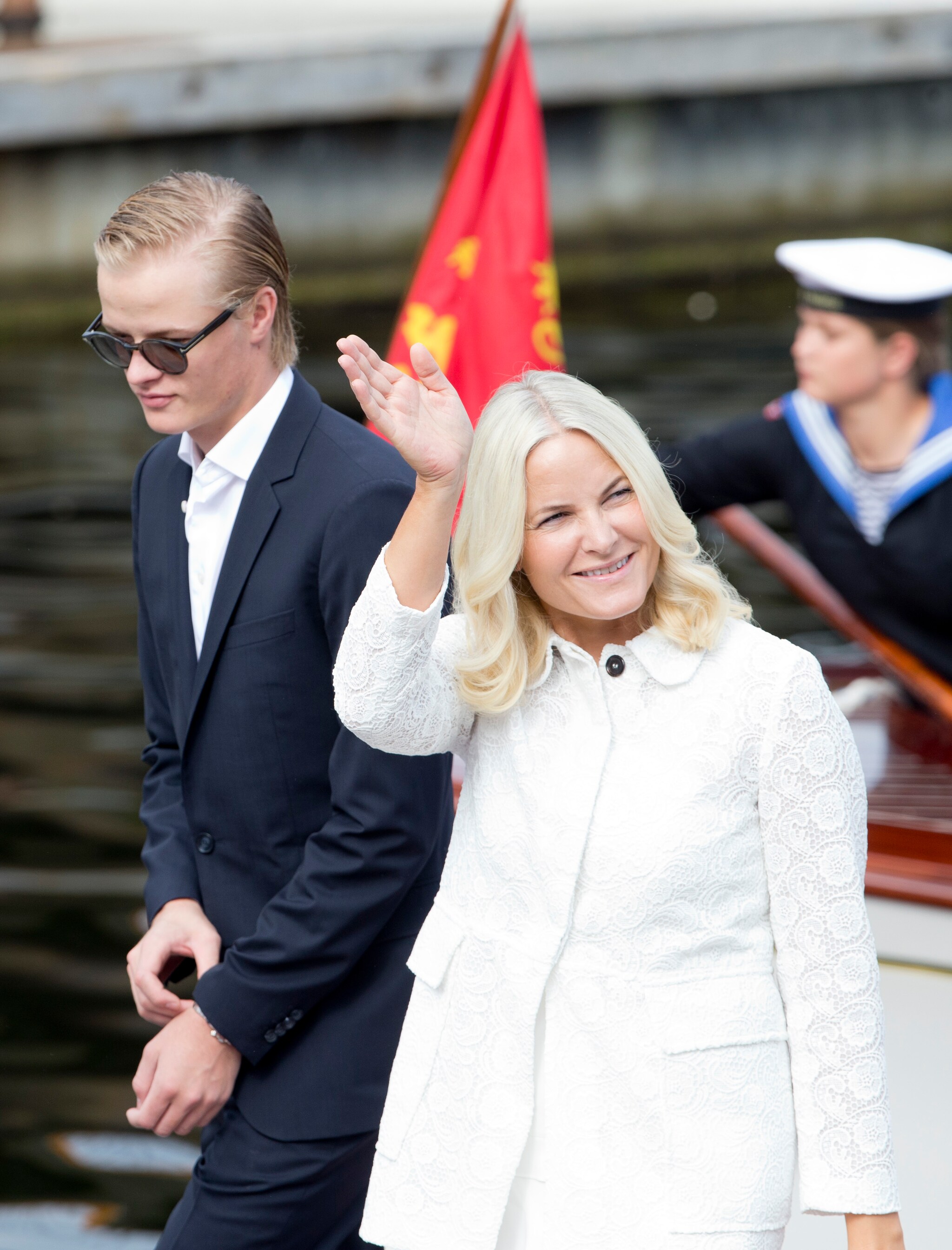 Opluchting voor Noorse hof... Zoon prinses Mette-Marit breekt met ... Opluchting voor Noorse hof... Zoon prinses Mette-Marit breekt met ...