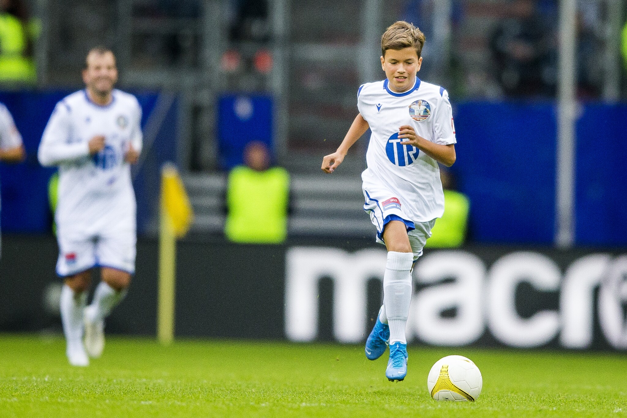 Ajax-contract voor Damián van der Vaart nog onzeker volgens Rafael