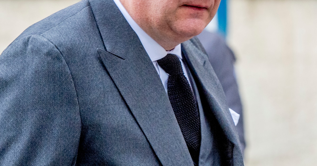 Belgische prins Laurent aangeklaagd voor fraude en afpersing