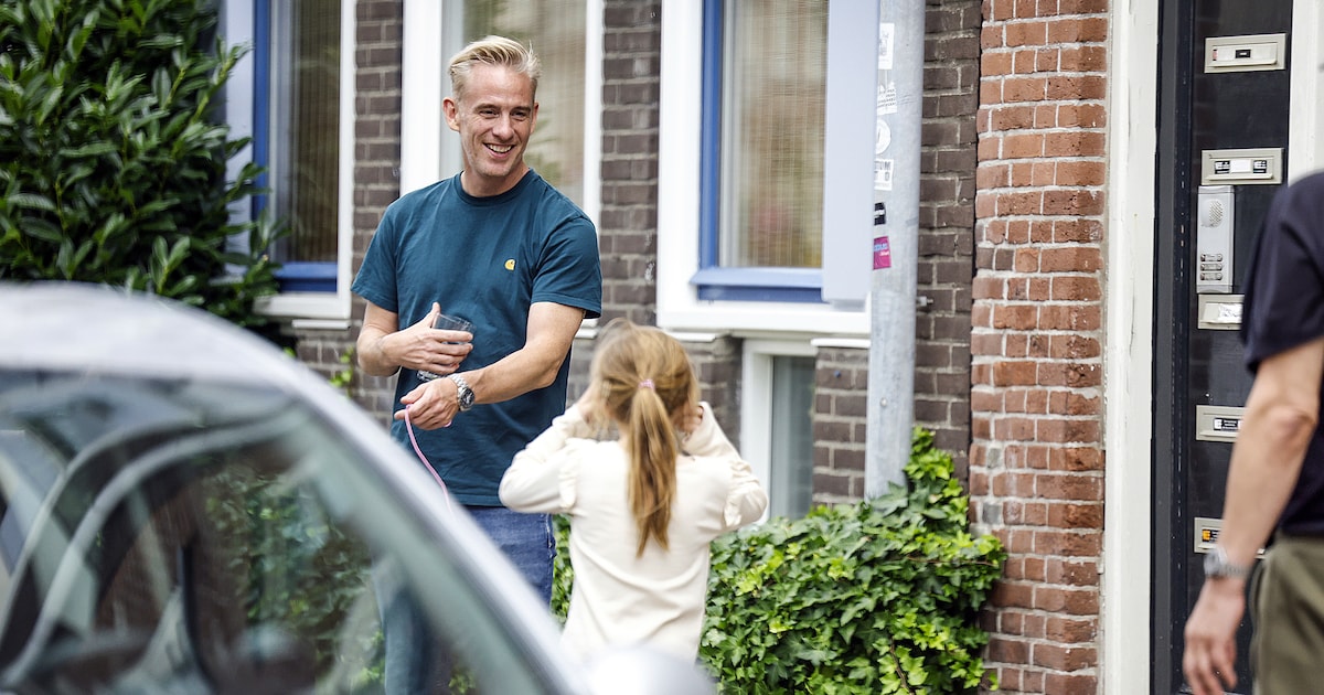 Art Rooijakkers vraagt nieuwe liefde ten huwelijk
