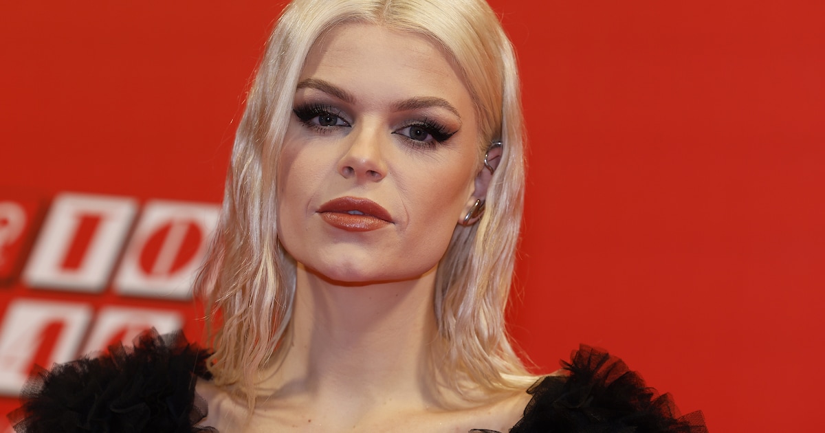 In de buidel tasten: dit kost een optreden van Davina Michelle (per ...