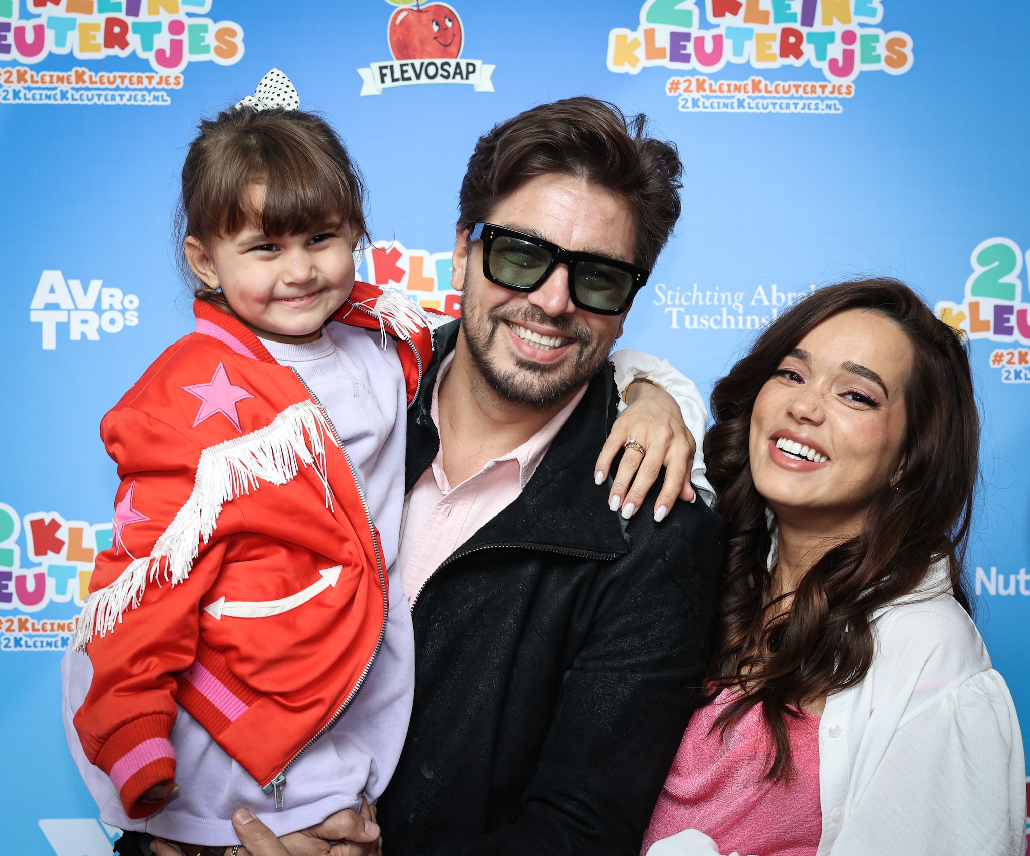 Waylon deelt emotioneel bericht: 'Ben vele malen sterker met dan zonder ...