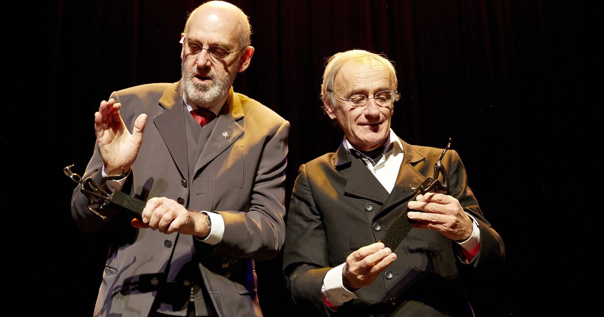 Karel de Rooij betreurt stelen prijs van Joop van den Ende