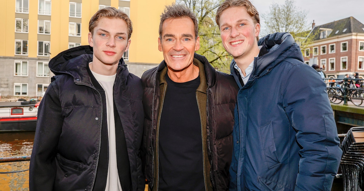 Zoon Jeroen van der Boom wil in voetsporen van vader treden: ‘Hij moet ...