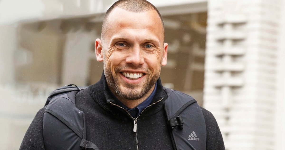 John Heitinga koopt villa aan de Amstelveense Amstel