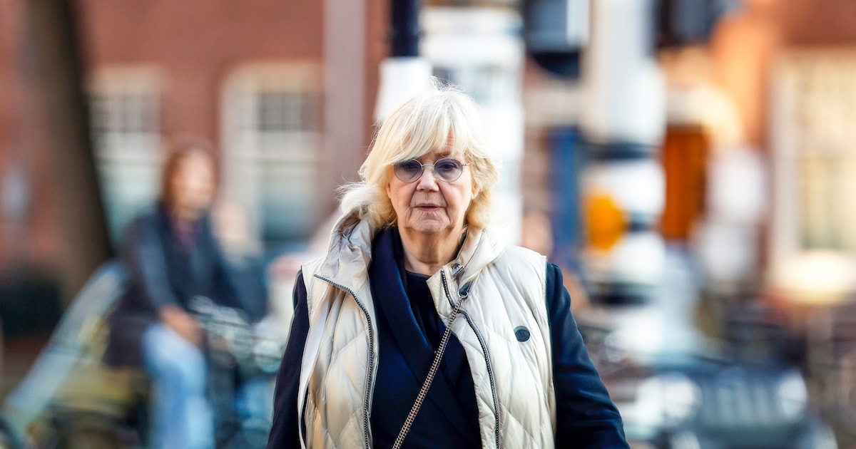 Mathilde Santing eerste feestmaand zonder moeder Grietje
